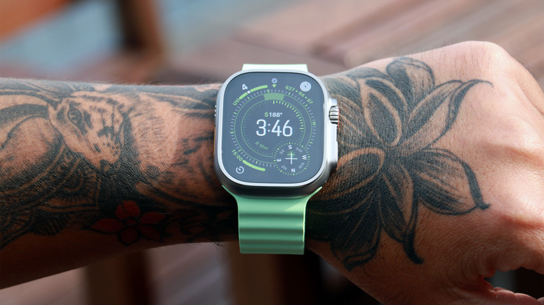 Apple Watch Ultra 3: A closer look at its satellite communications tools
