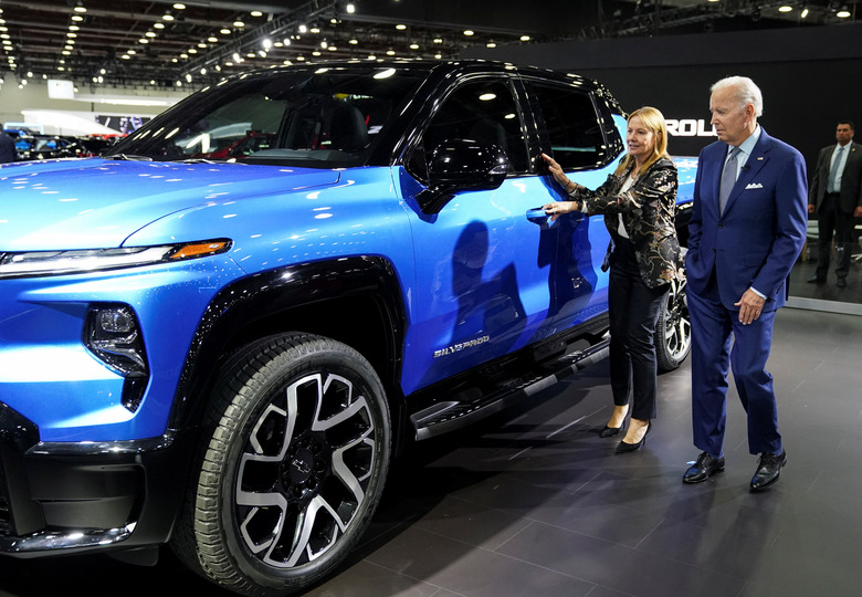 Biden admin awards $2.8 billion to ramp up US EV battery production