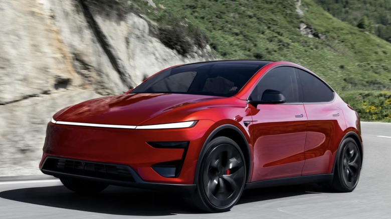 NHTSA launches probe into Tesla’s ‘full self driving’ tech